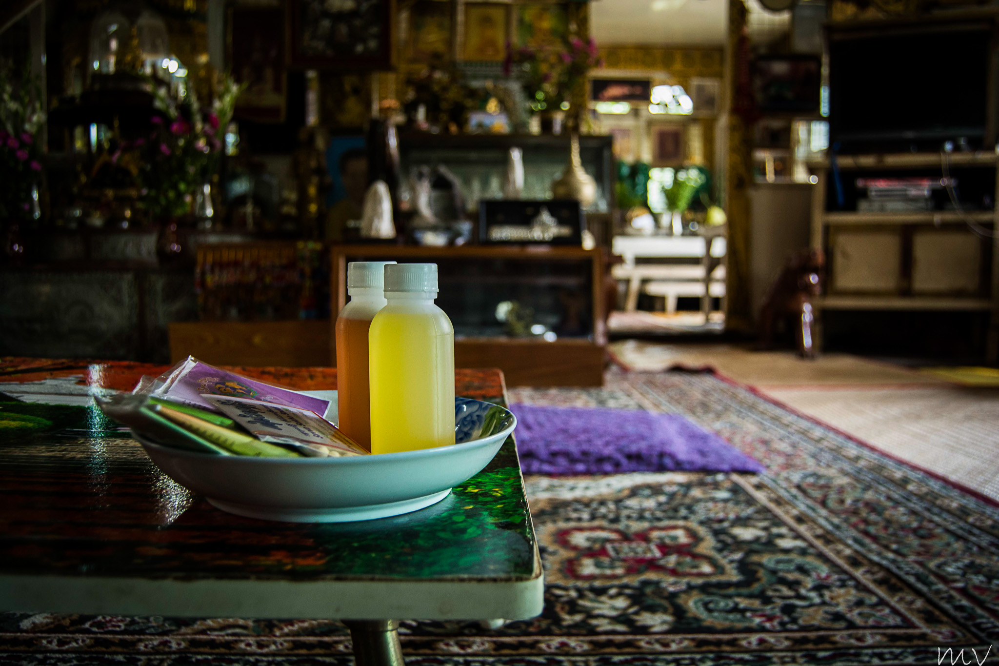 Yangon healers peddle 'miracle' cancer cure (article) | Maro Verli